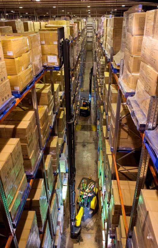 Benefits of Narrow Aisle Forklifts | Southwest Toyota Lift